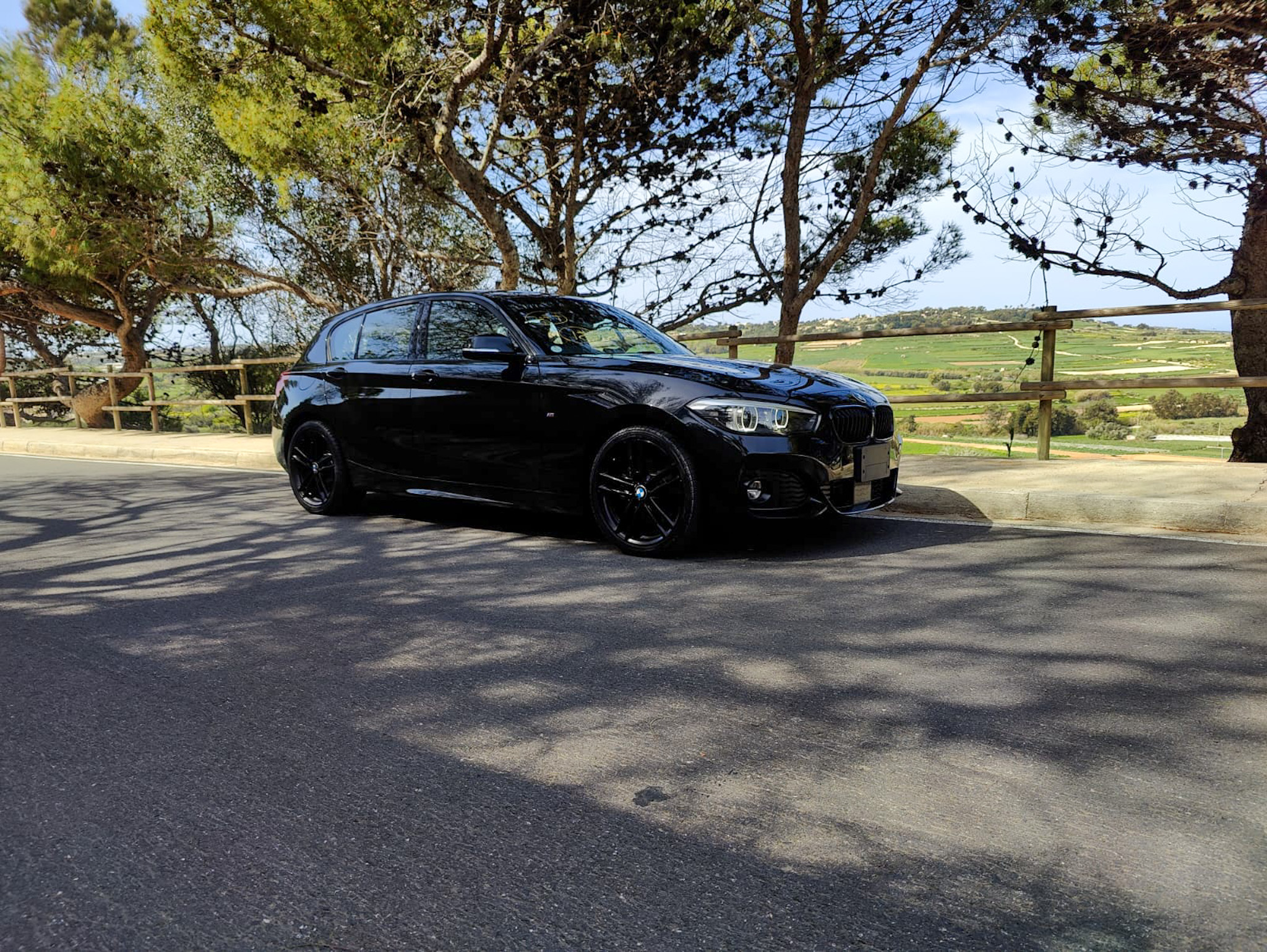 BMW 118d M Sport Shadow Edition (Japan Import) - Ventur Auto Import
