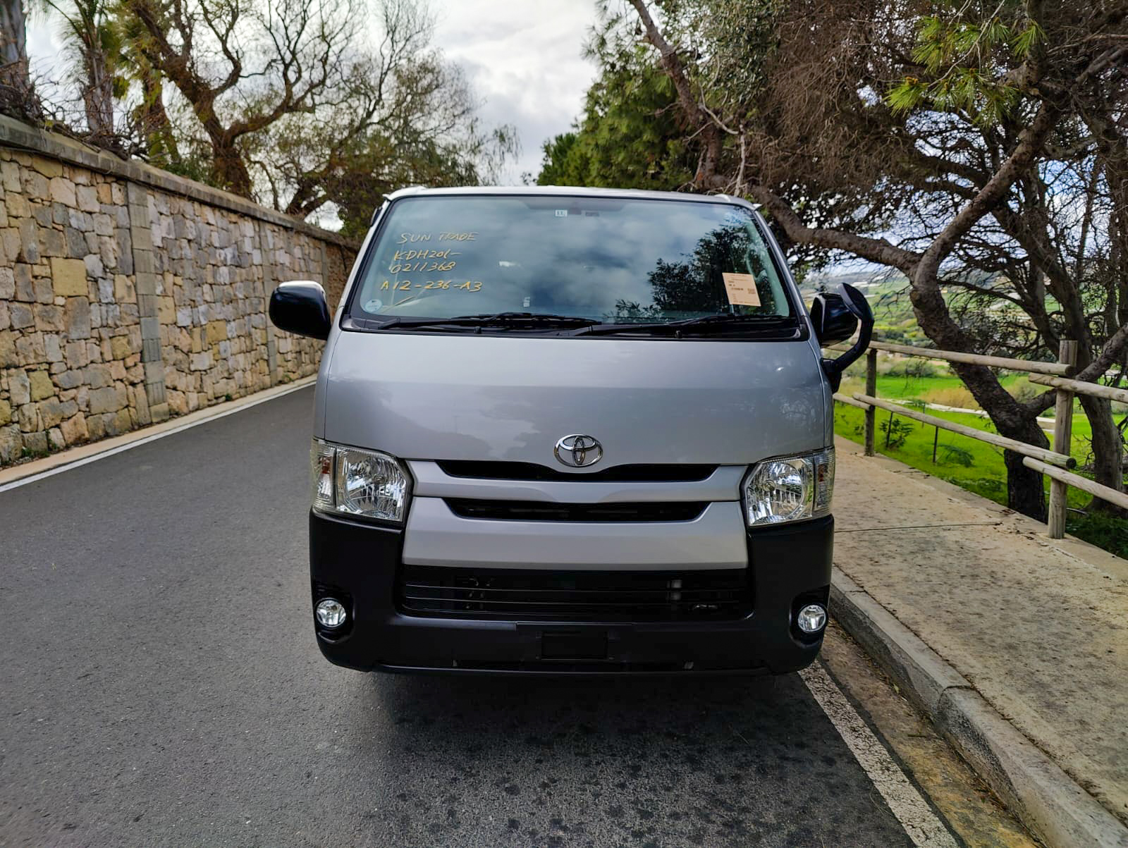 Toyota Hiace Japan Import - Ventur Auto Import