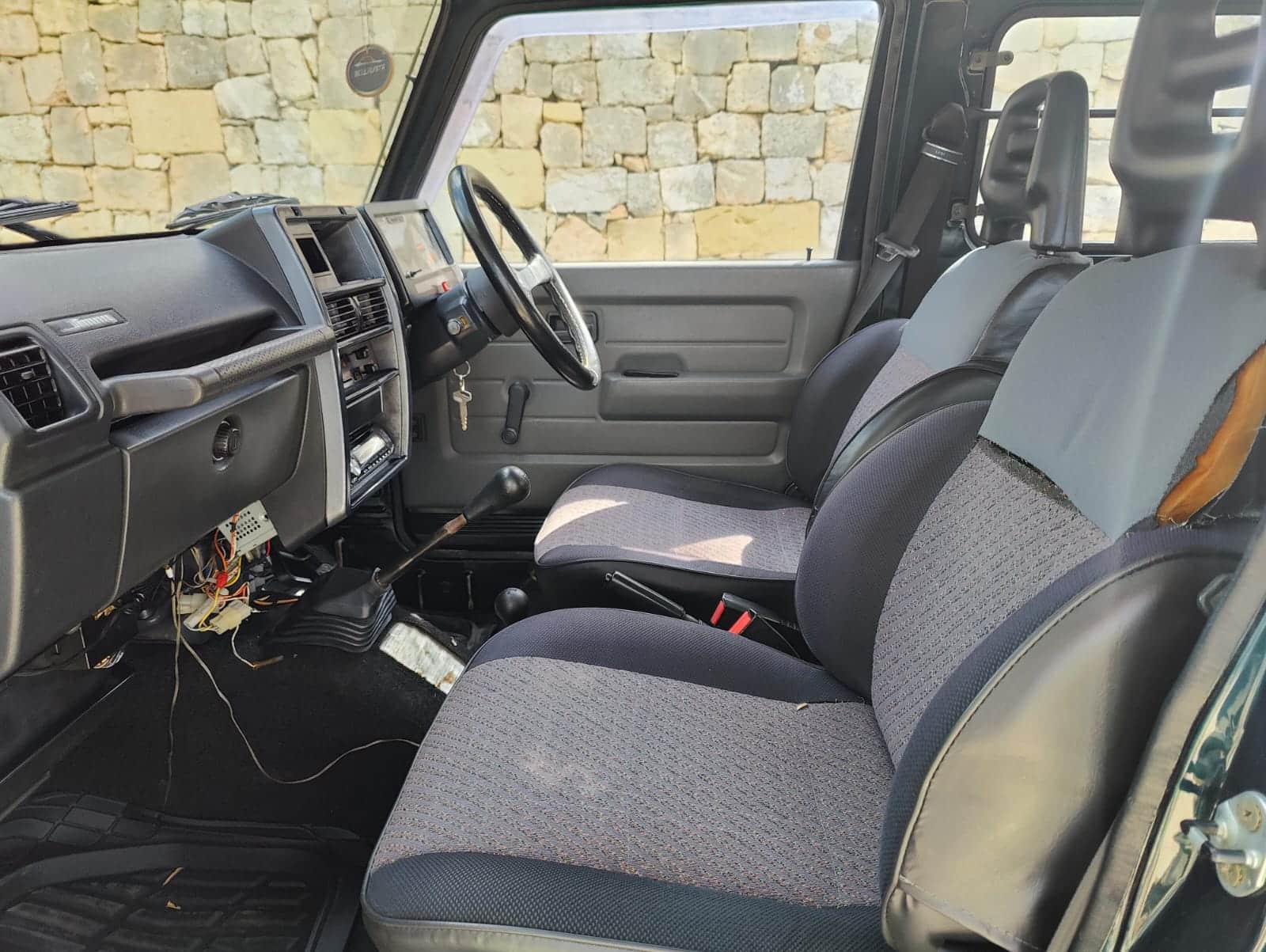 Suzuki Jimny (Japan Import) - Ventur Auto Import