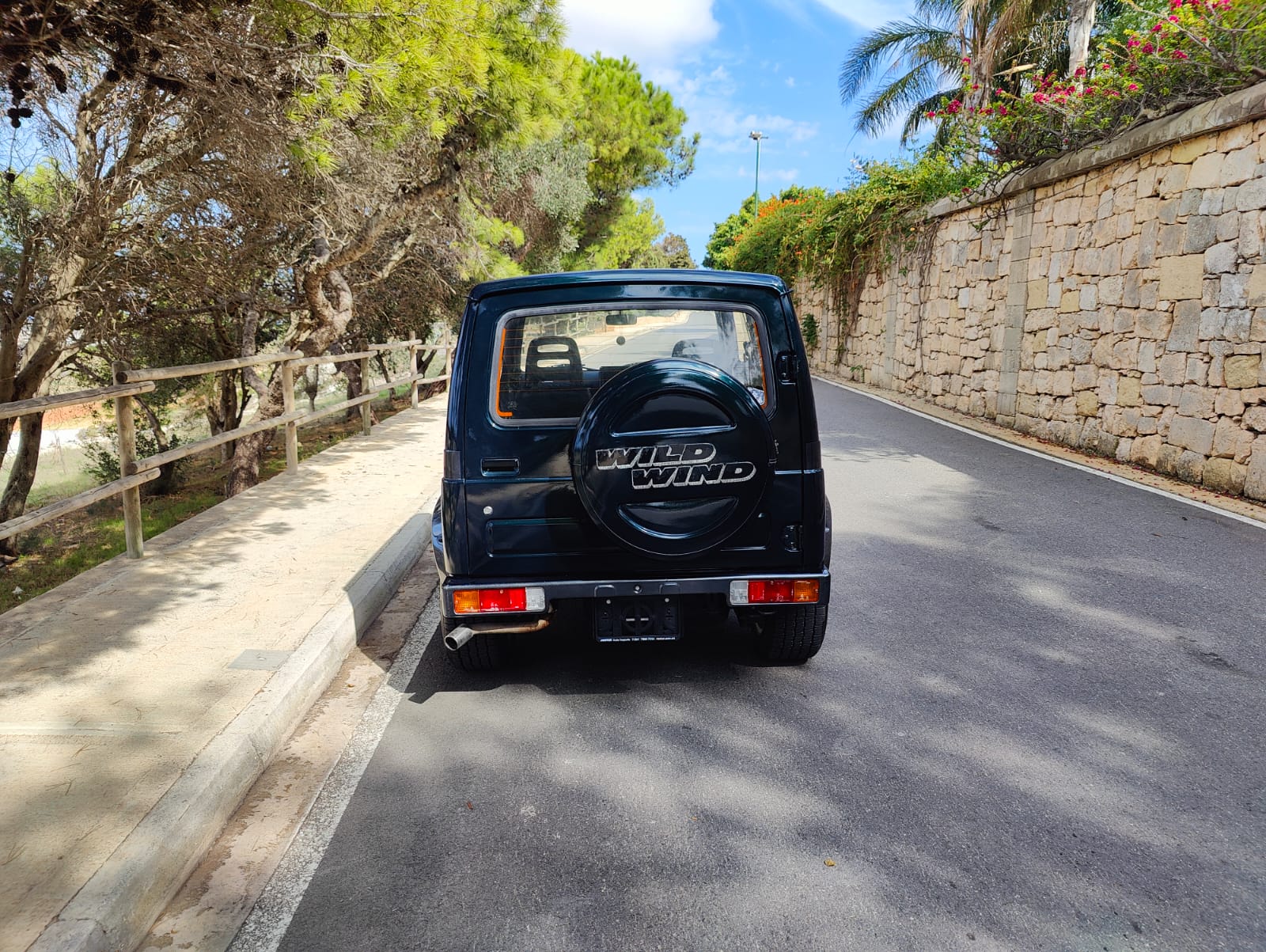 Suzuki Jimny (Japan Import) - Ventur Auto Import