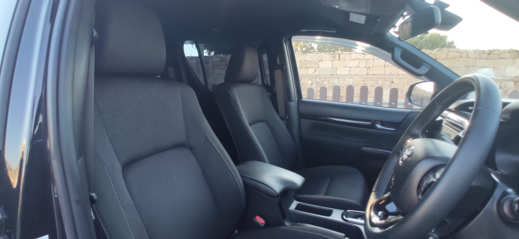 Toyota Hilux Rally Edition (Japan Import) - Ventur Auto Import