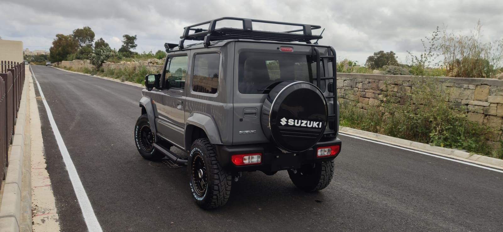 Suzuki Jimny (Japan Import) - Ventur Auto Import