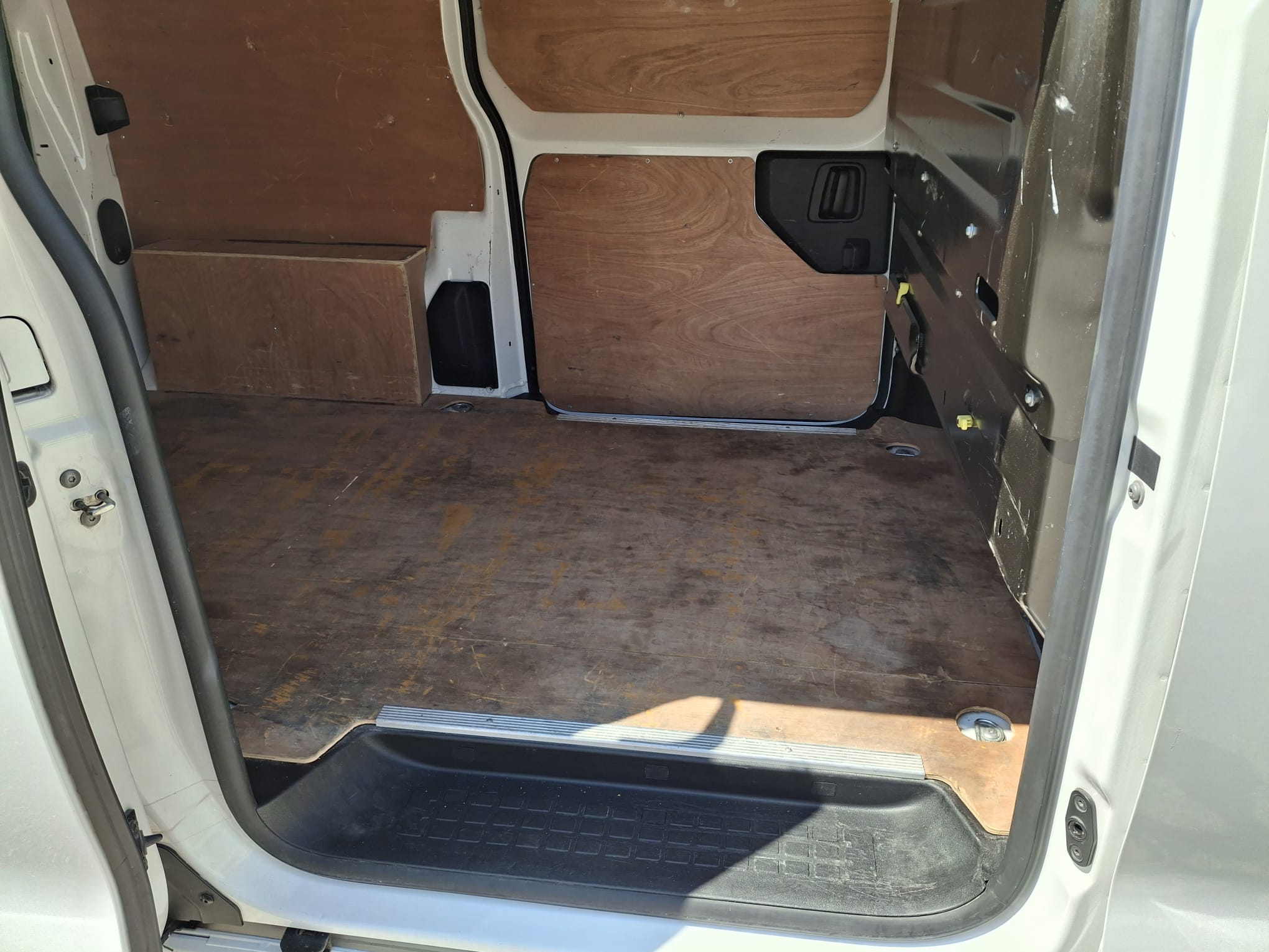 Peugeot Expert Pro Standard Blue HDI - Ventur Auto Import