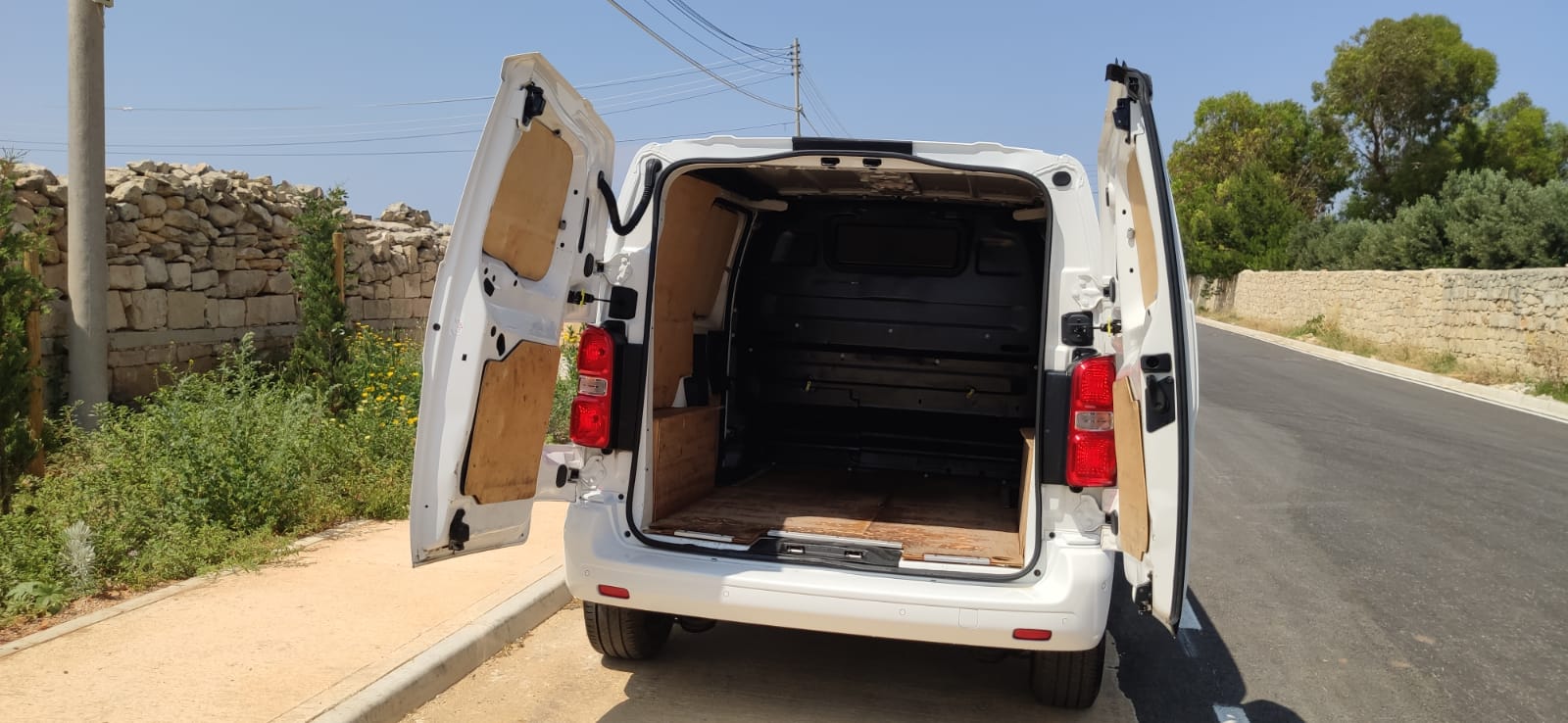 Citroen Dispatch 1300 ENT + BHDI S/S - Ventur Auto Import